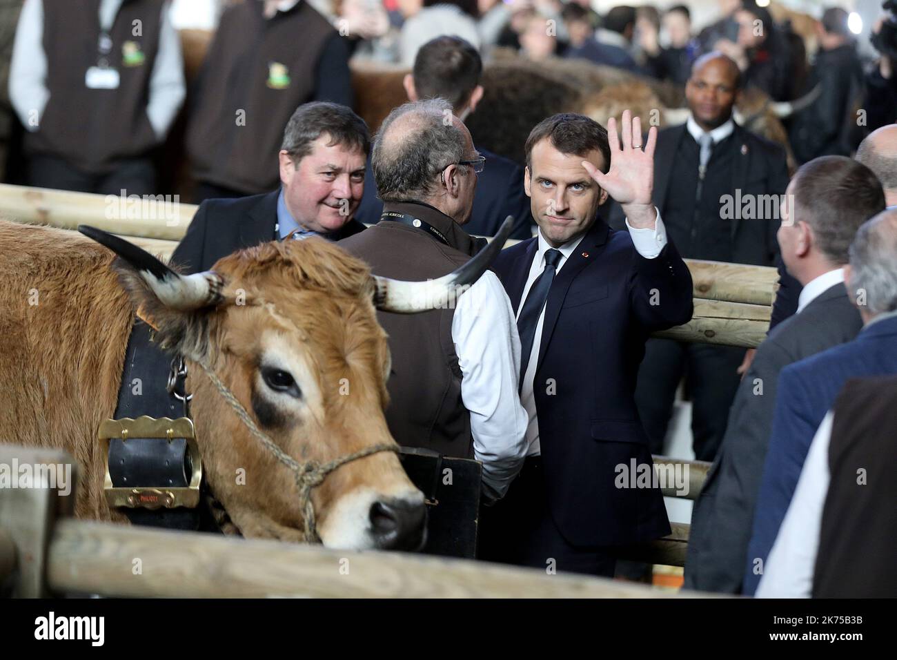 French President Emmanuel Macron visits the Paris International ...