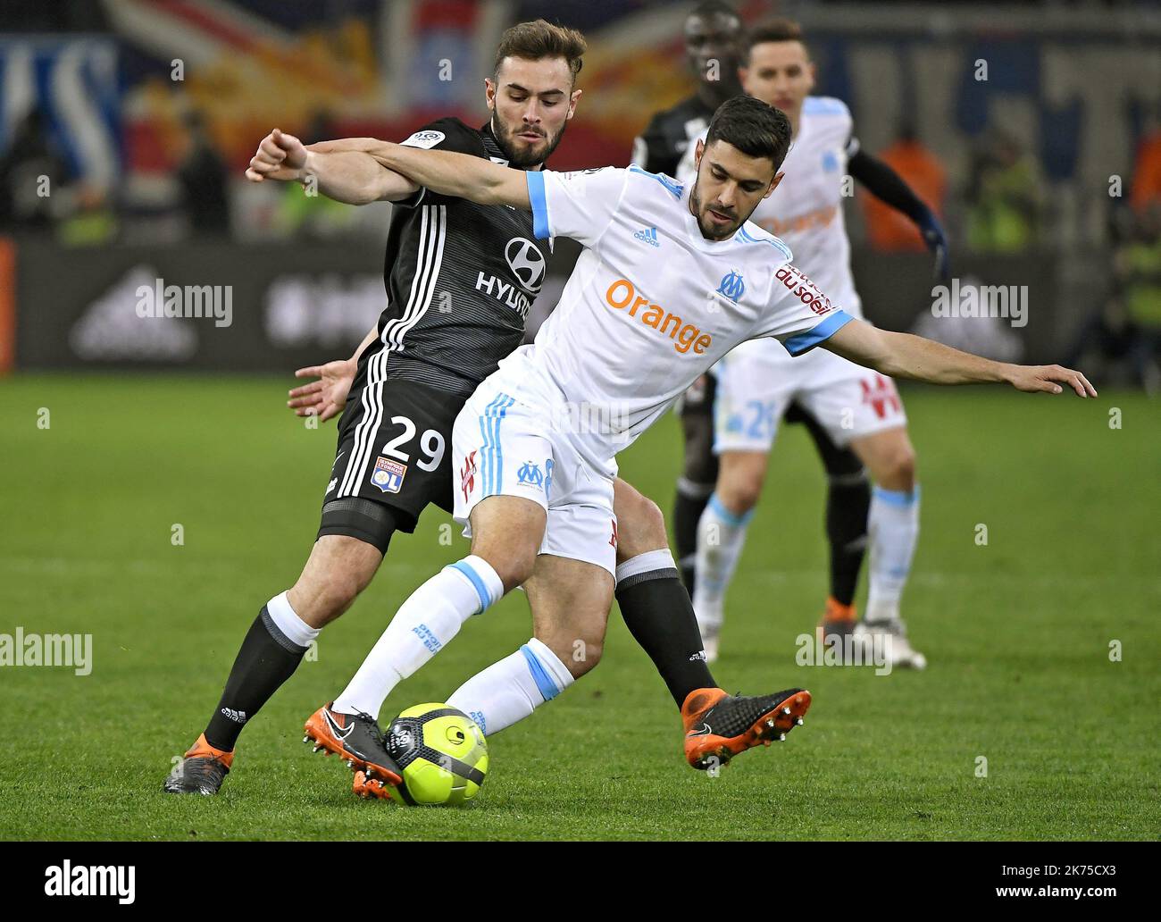 LUCAS TOUSART et MORGAN SANSON Stock Photo - Alamy