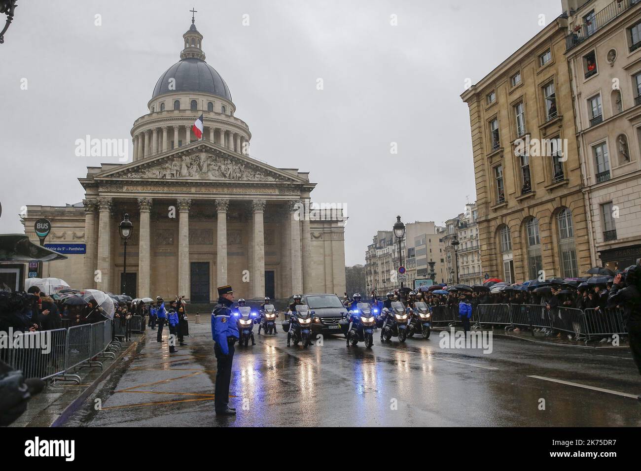 French gendarmes escort the coffin of the late Lieutenant Colonel ...