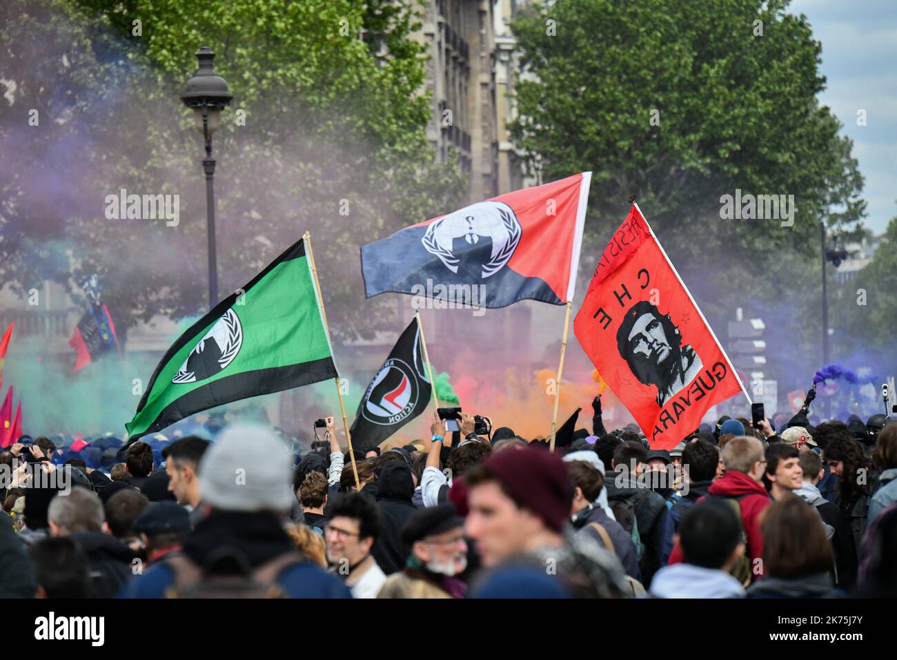 1968 paris protests hi-res stock photography and images - Alamy