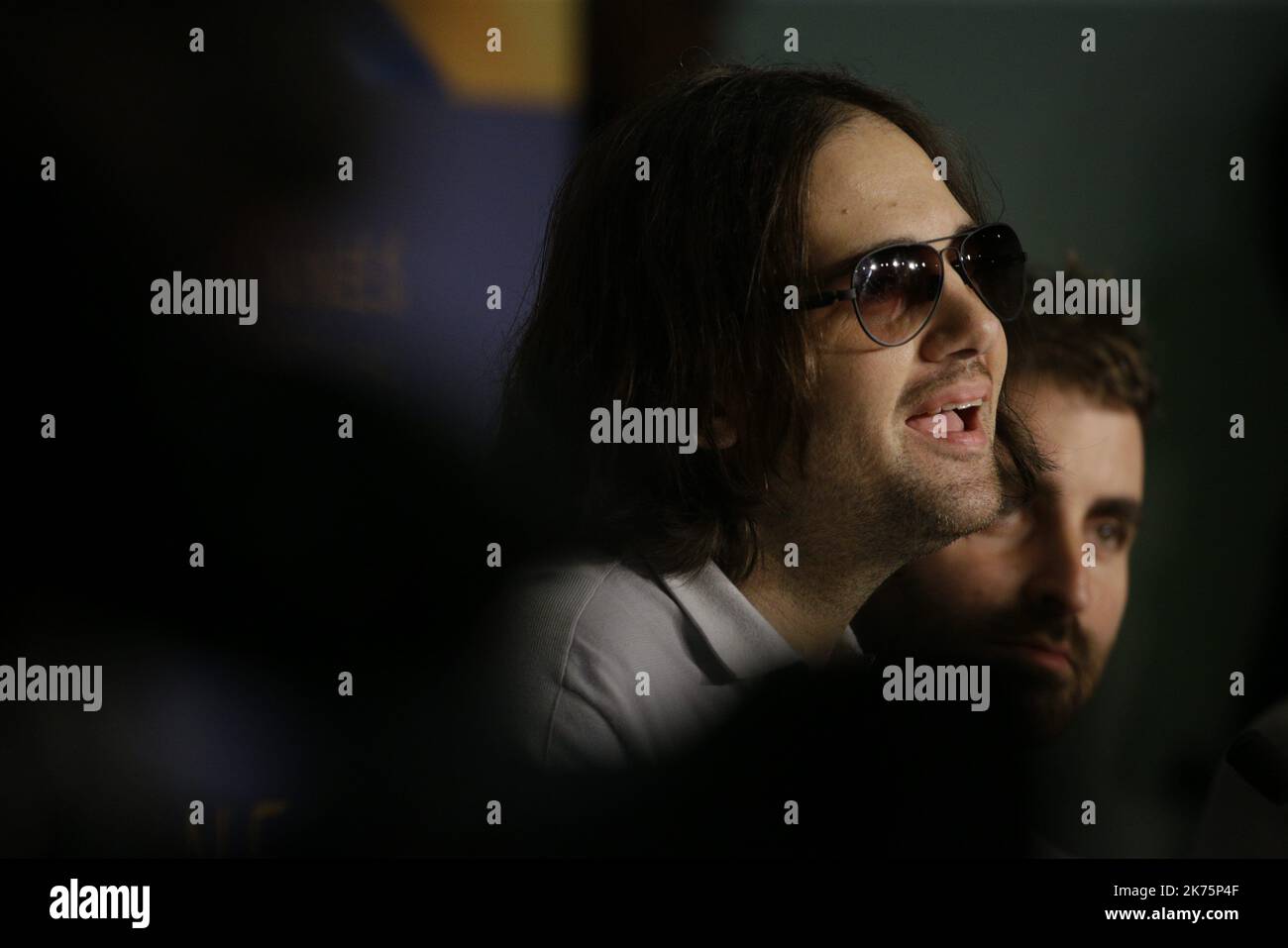 festival de cannes under the silver lake de david robert mitchell conference de presse festival ...