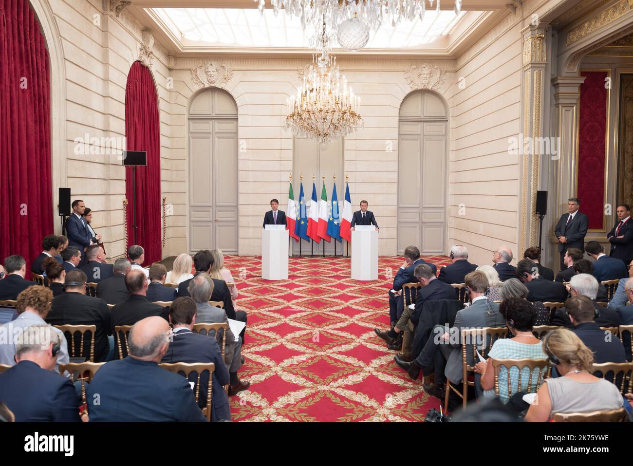 French President Emmanuel Macron and Prime Minister of Italy Guiseppe ...
