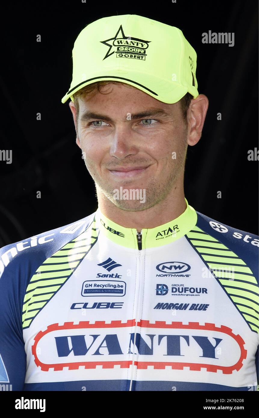 Dion smith hi-res stock photography and images - Alamy