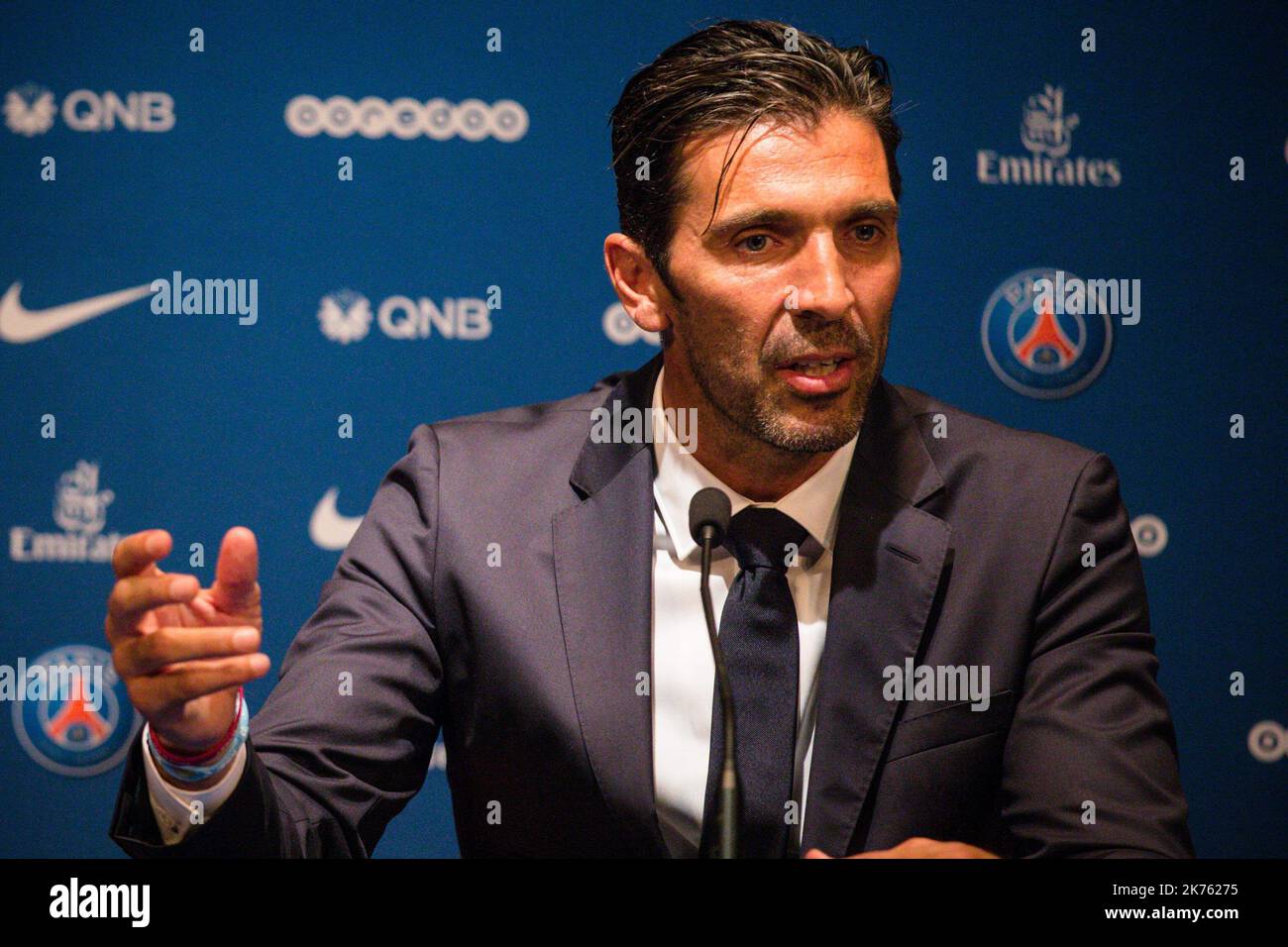 Press conference introducing the new player from Paris Saint Germain ...