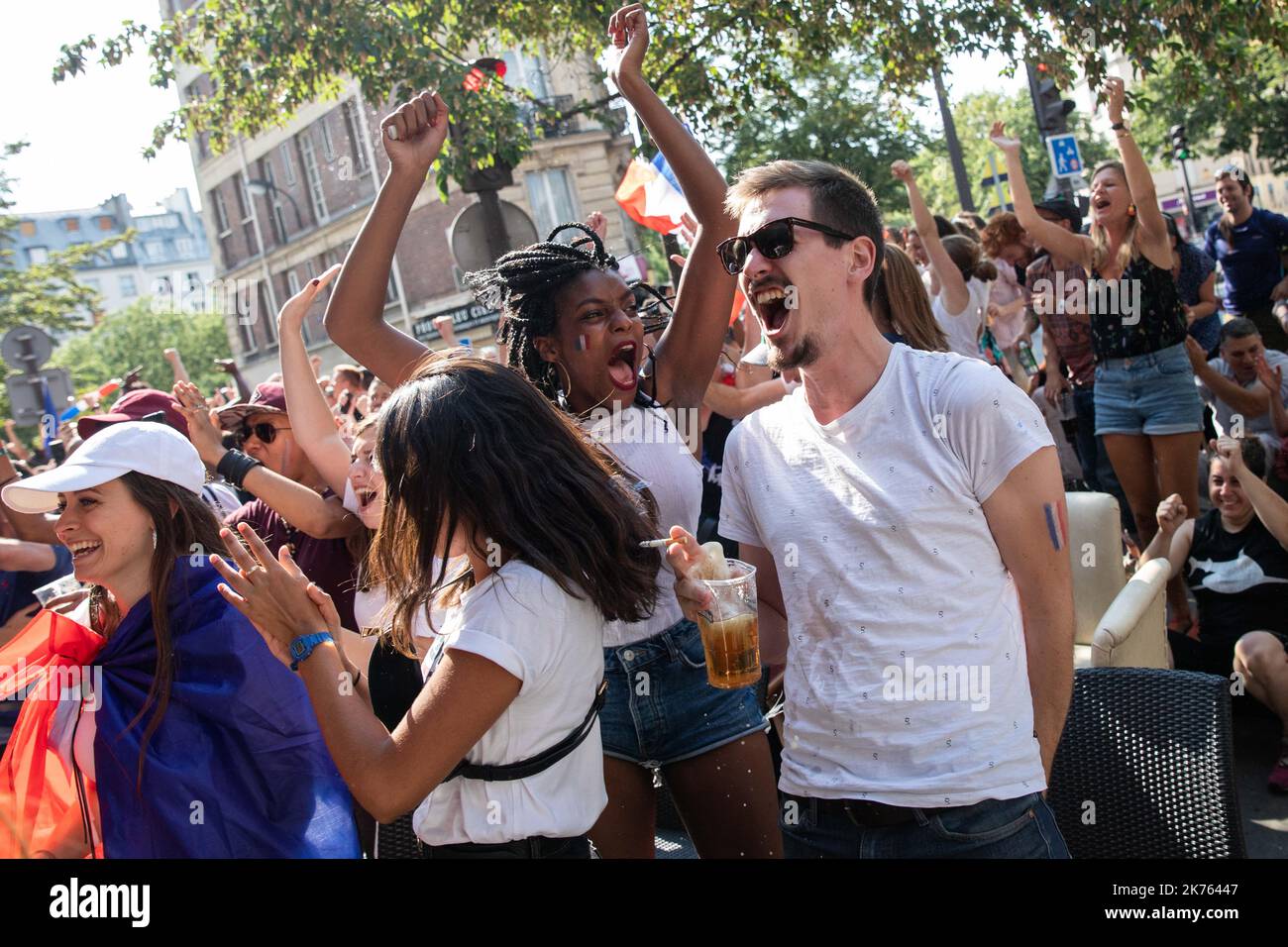 Christophe Morin / IP3 . French supporters look in a bar, the final of ...