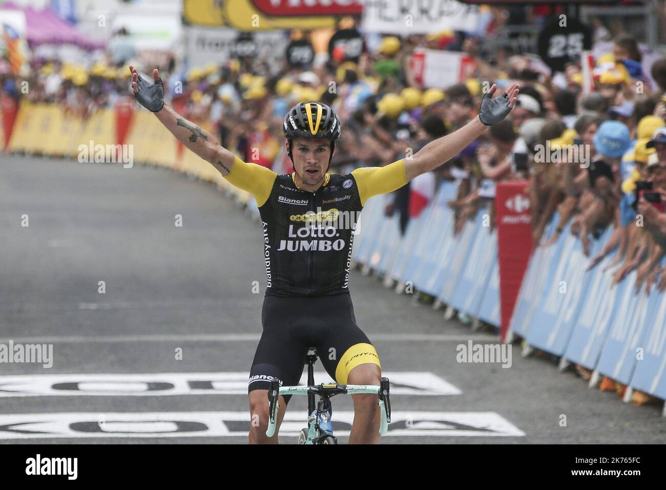 Primoz Roglic celebrates winning Stage 19 Stock Photo - Alamy