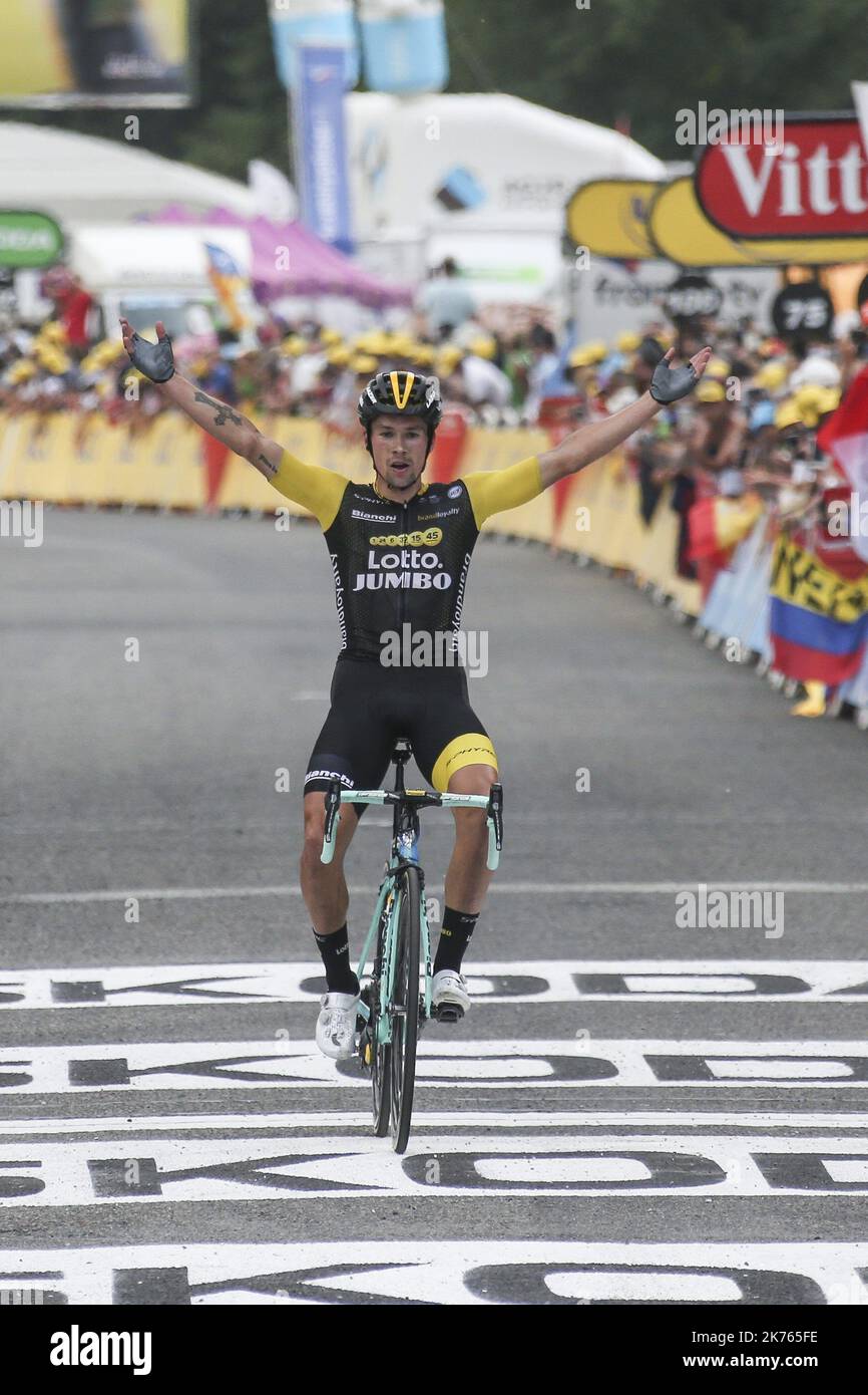 Primoz Roglic celebrates winning Stage 19 Stock Photo - Alamy