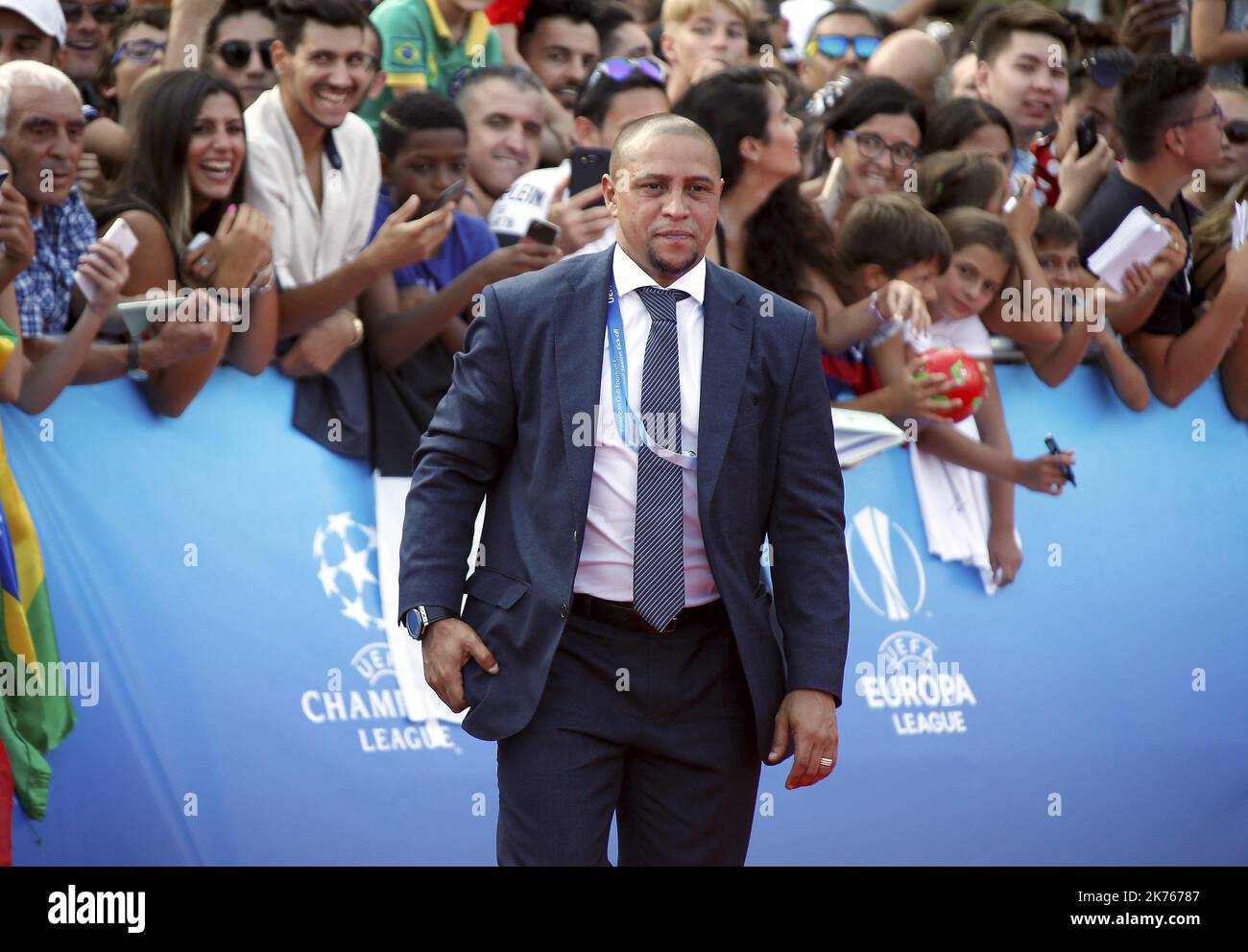 Roberto Carlos arriving for the Champions League draw at Monaco's ...
