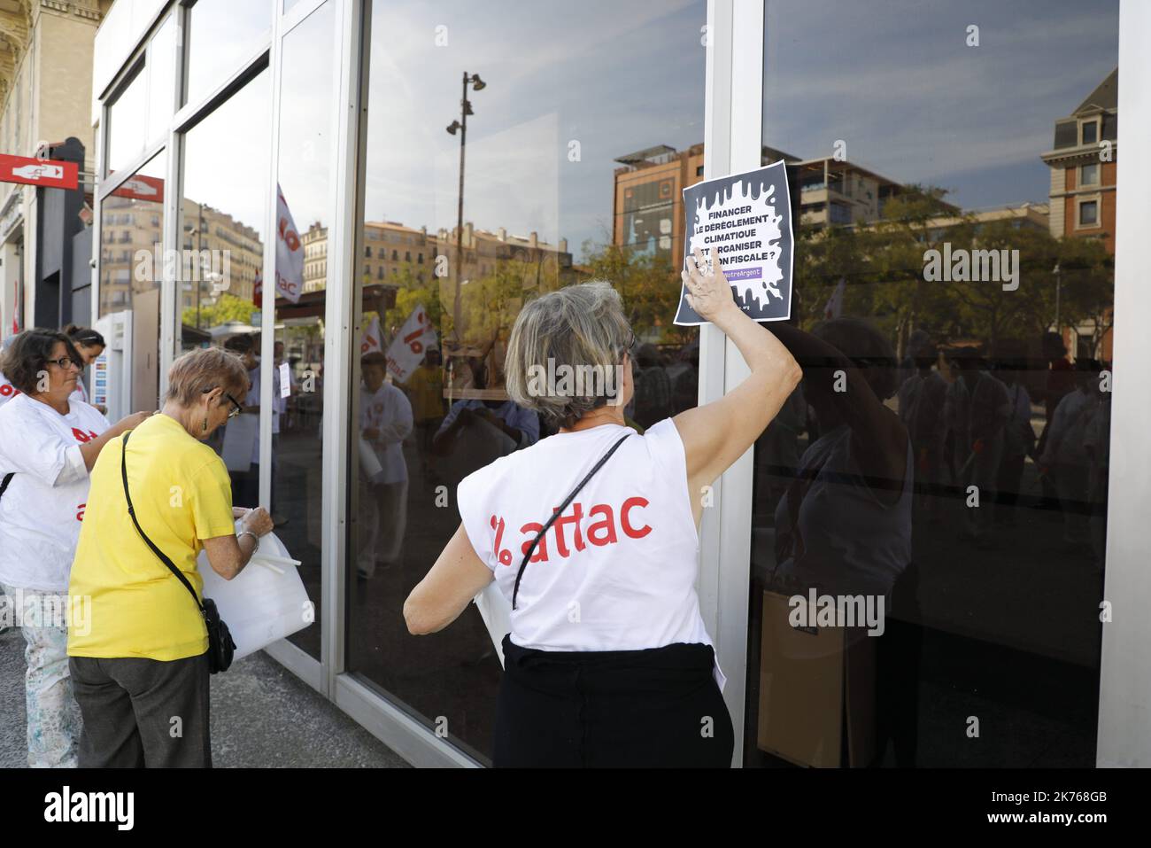 Alternatives to globalisation hi-res stock photography and images - Alamy