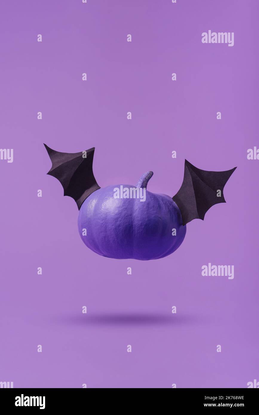 Happy Halloween, Flying ghost Funny purple pumpkin bat, purple ...