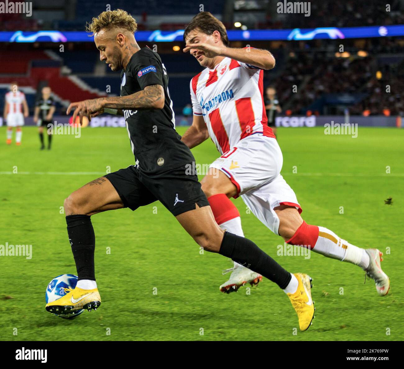 Neymar JR, (left Stock Photo - Alamy