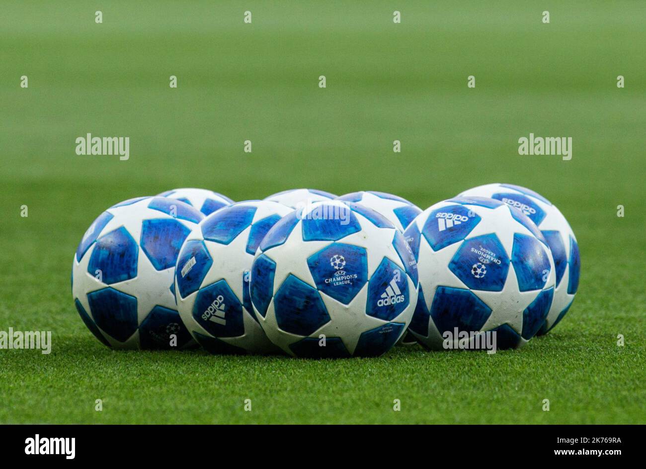 General view balls hi-res stock photography and images - Alamy