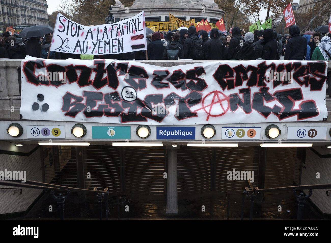 Anti-Trump protest in Paris Stock Photo - Alamy
