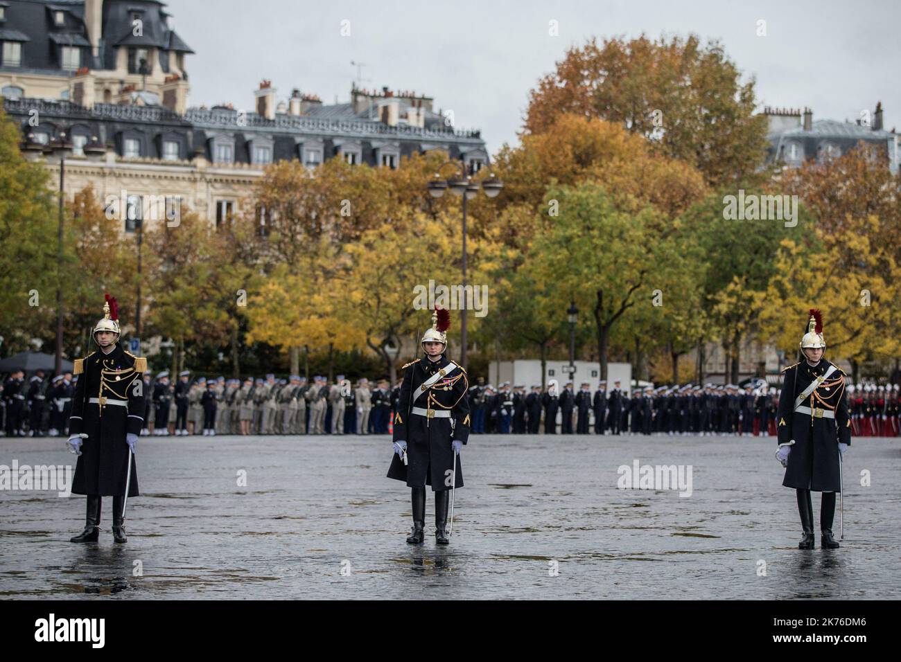 French military schools attends a ceremony at the Arc de Triomphe in ...