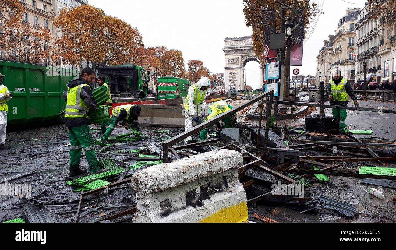 French fuel protests Stock Photo - Alamy