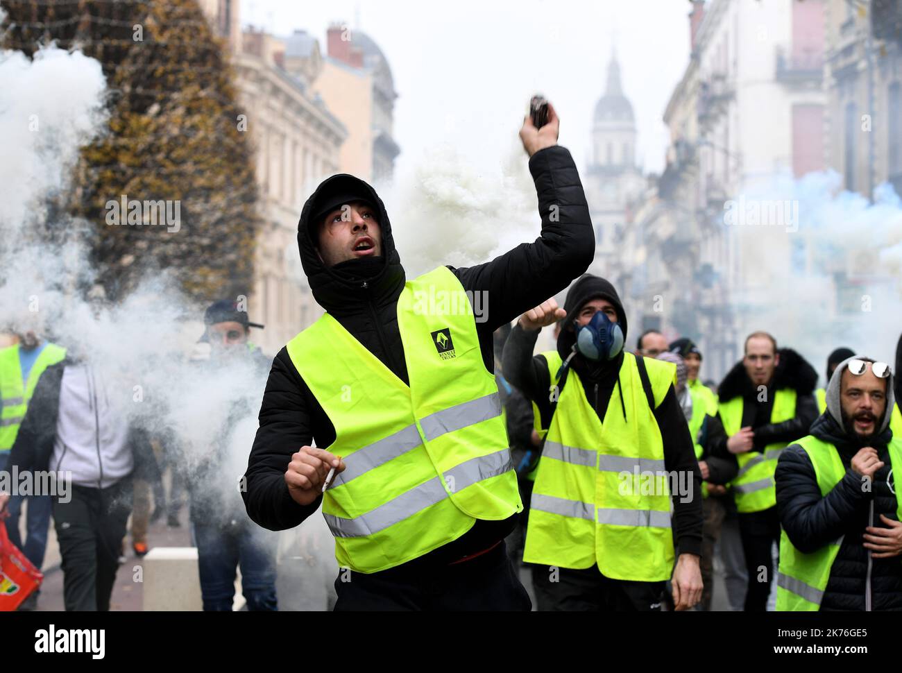 French fuel protests 'yellow vests". 3rd saturday of demonstrations ...