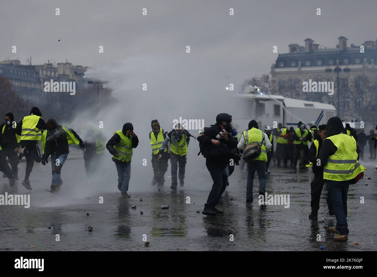 Fuel riot hi-res stock photography and images - Alamy