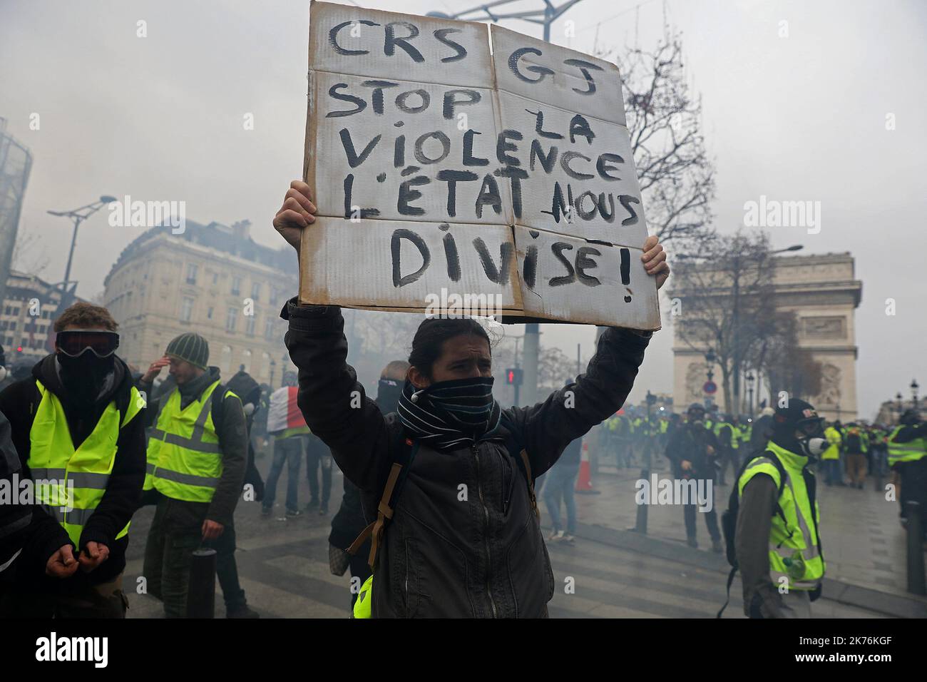 Yellow Vest Protests continue all over France Stock Photo - Alamy