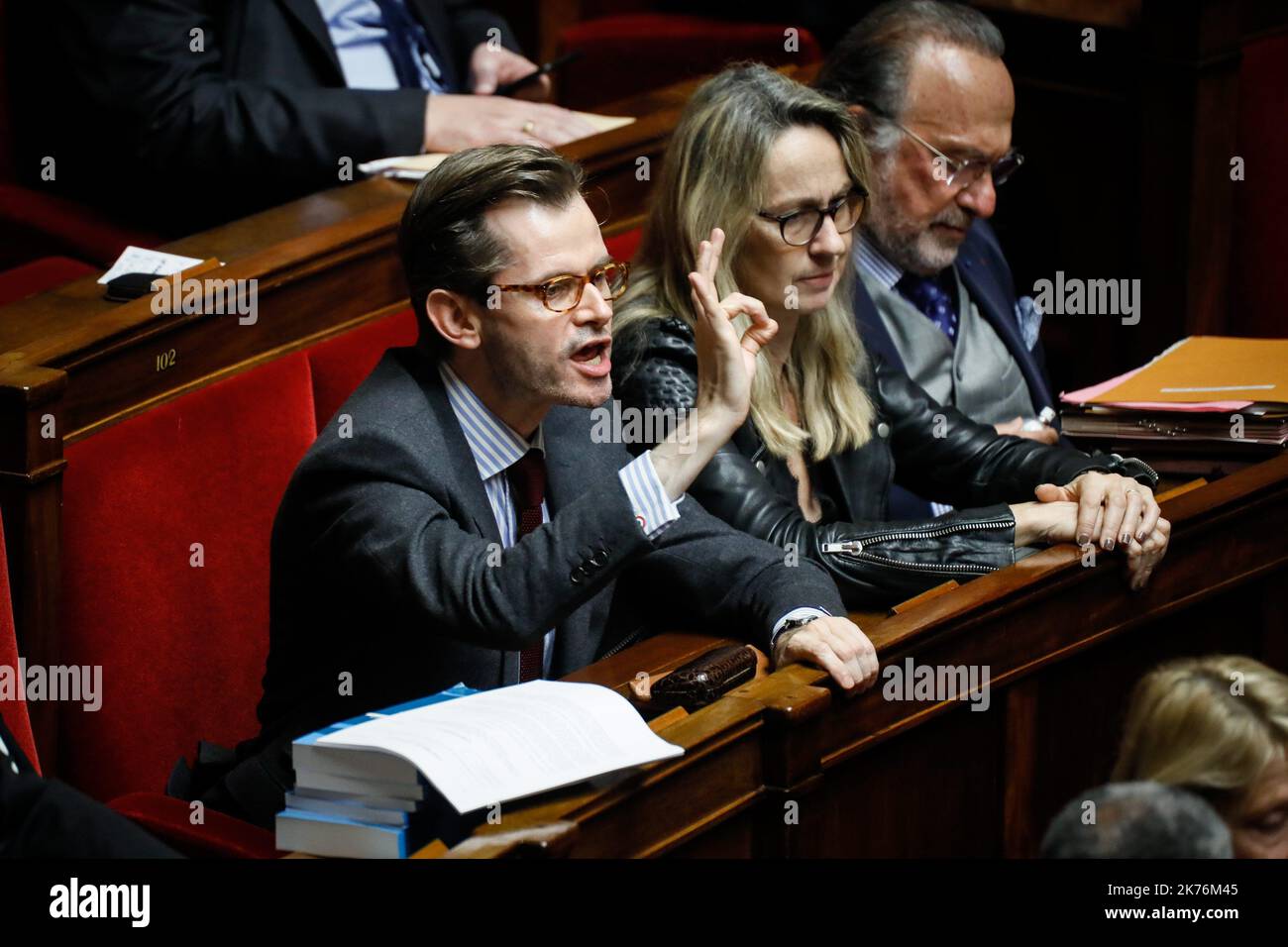Paris, FRANCE ; SEANCE DE QUESTIONS AU GOUVERNEMENT DANS L' HEMICYCLE DE L' ASSEMBLEE NATIONALE ...