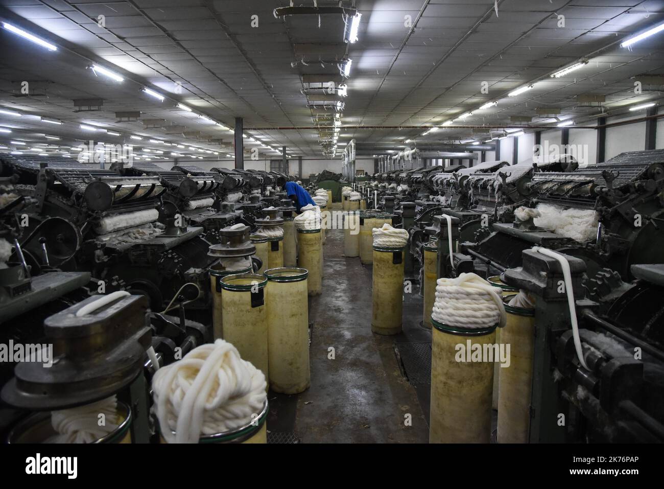 Spinning workshop of COMATEX (The Malian Textile Company) in Segou Here ...