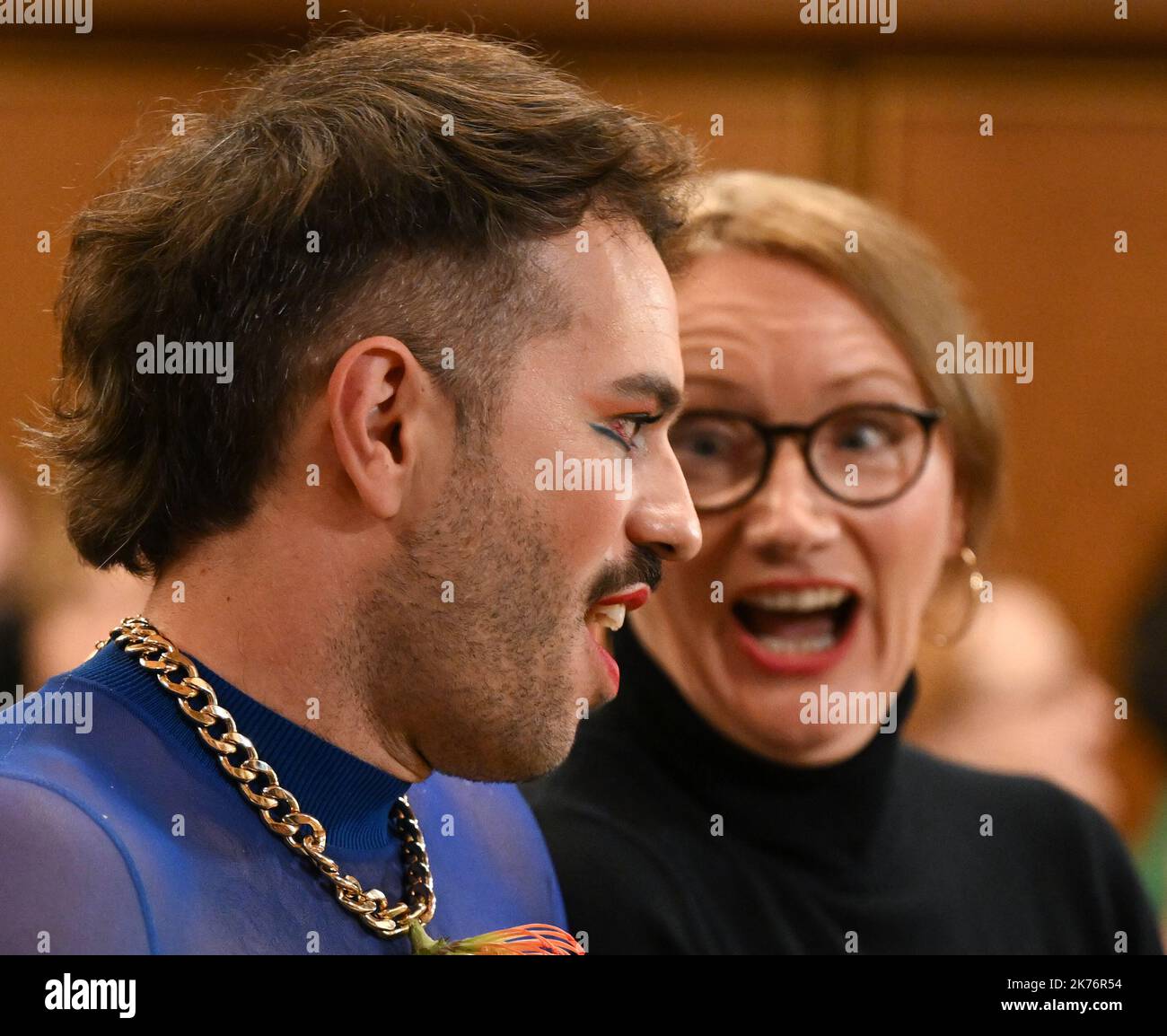 17 October 2022, Hesse, Frankfurt/Main: Kim de l'Horizon ("Blood Book ...
