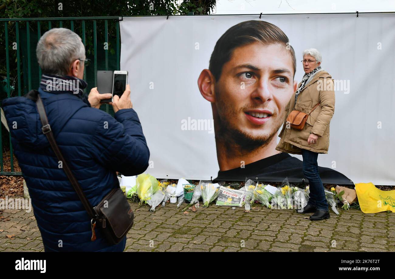 Tribute to Emiliano Sala, former player from Nantes who disappeared ...