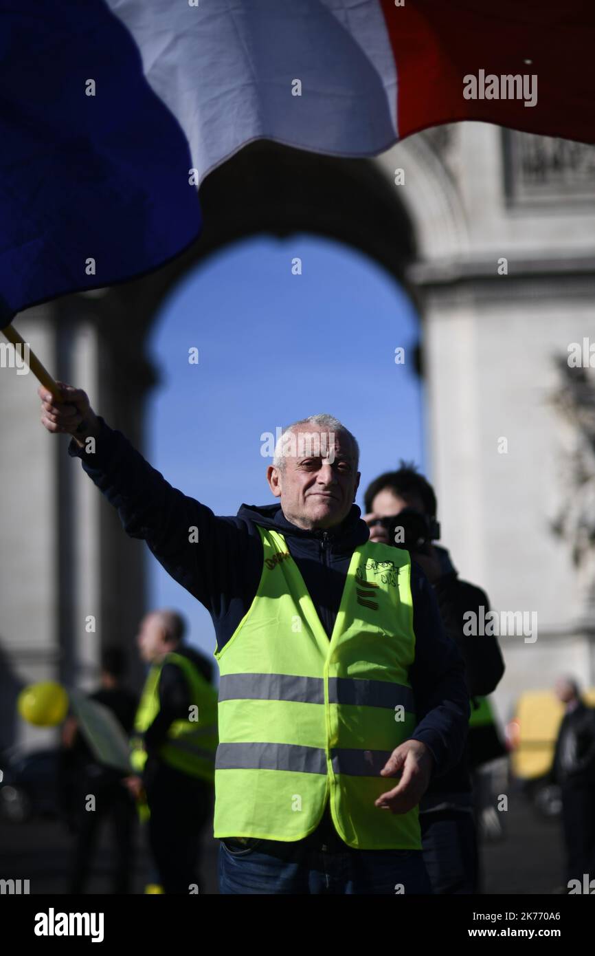 Demonstration of yellow vests in Paris celebrating the 3 months of ...