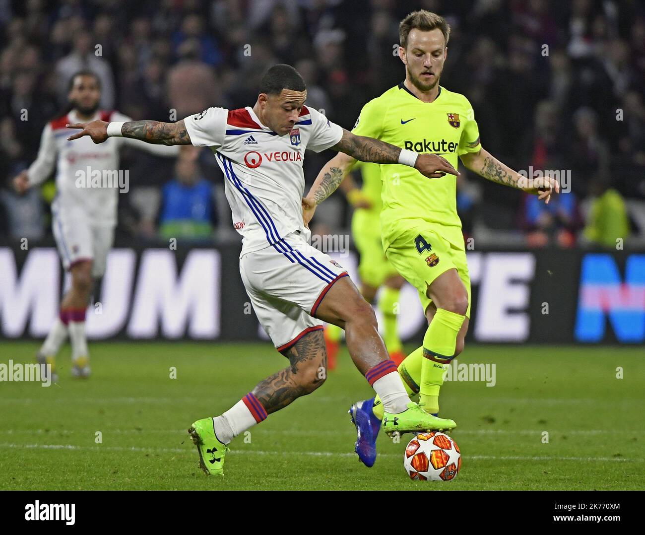 MEMPHIS DEPAY. Lyon v Barcelona - UEFA Champions League - Round of 16 ...
