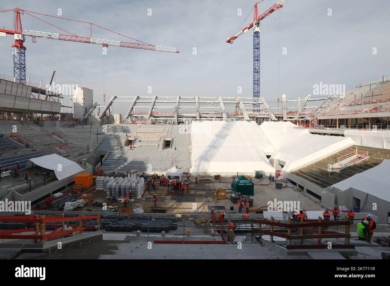 Building work on the Philippe-Chatrier Court and Its Retractable Roof ...