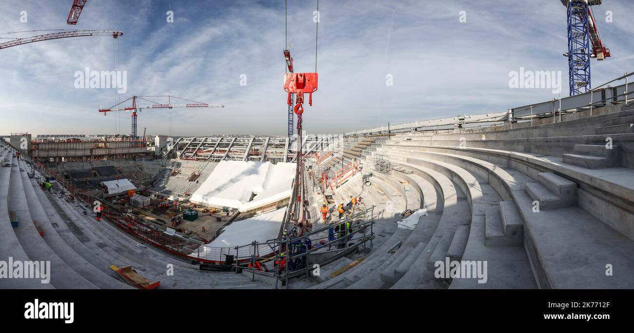 Building work on the Philippe-Chatrier Court and Its Retractable Roof ...