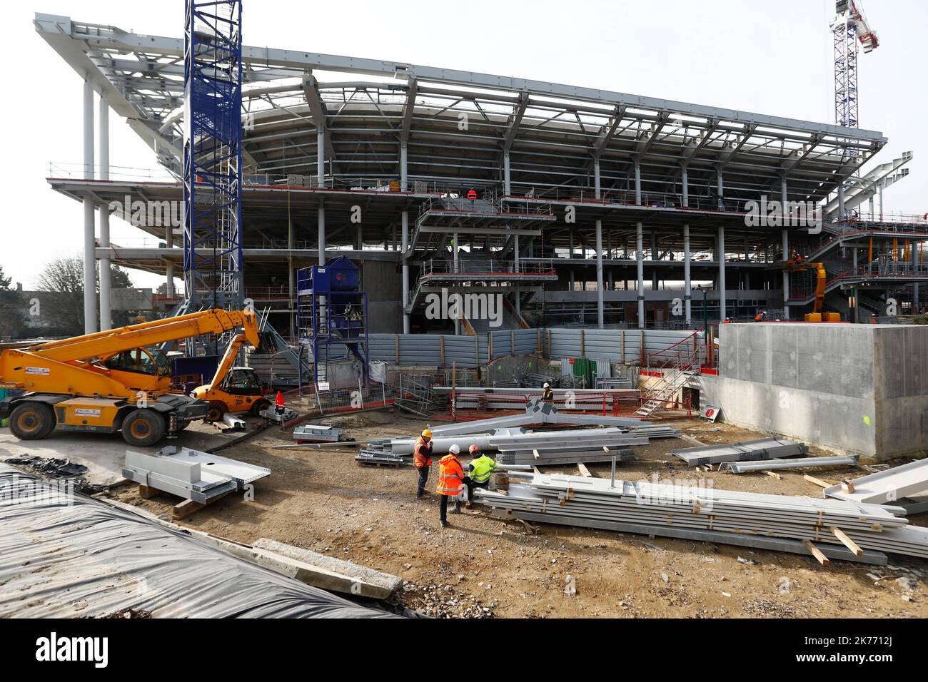 Building work on the Philippe-Chatrier Court and Its Retractable Roof ...