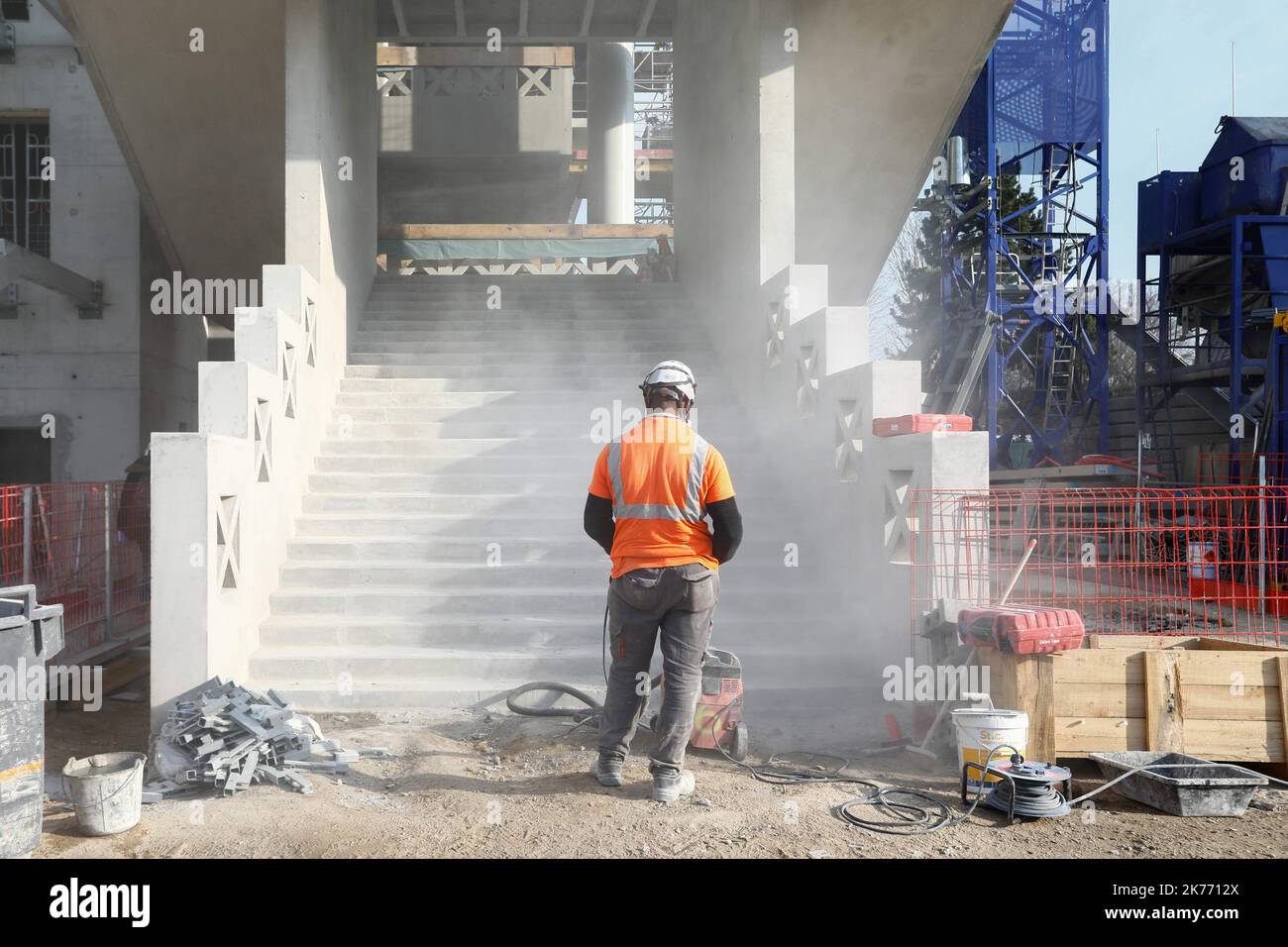 Building work on the Philippe-Chatrier Court and Its Retractable Roof ...