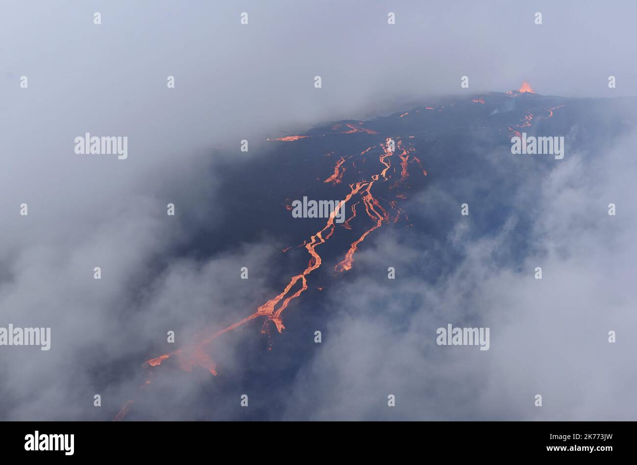 volcanic eruption on La Reunion, on march 7th 2019 Stock Photo - Alamy