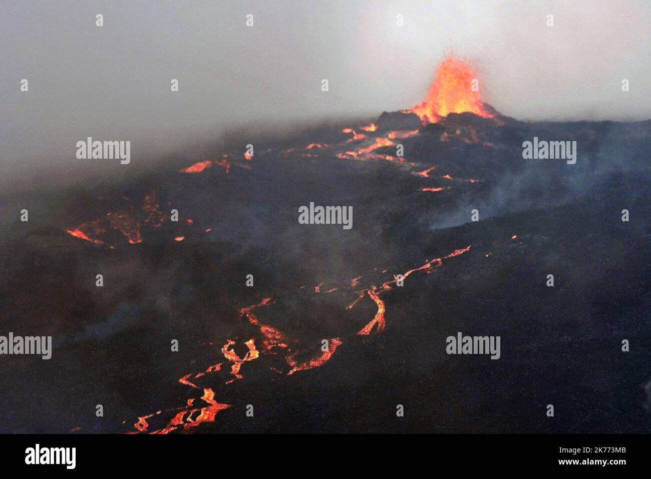 volcanic eruption on La Reunion, on march 7th 2019 Stock Photo - Alamy