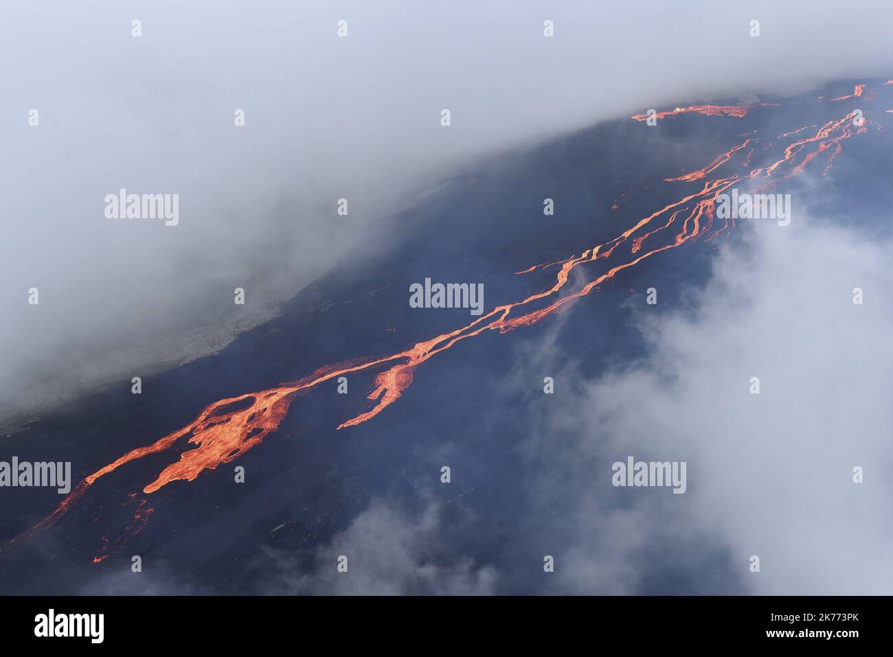 volcanic eruption on La Reunion, on march 7th 2019 Stock Photo - Alamy