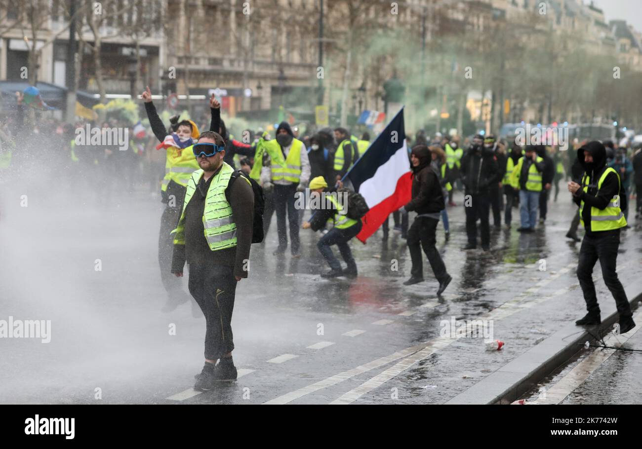Yellow vest protests in France Stock Photo - Alamy