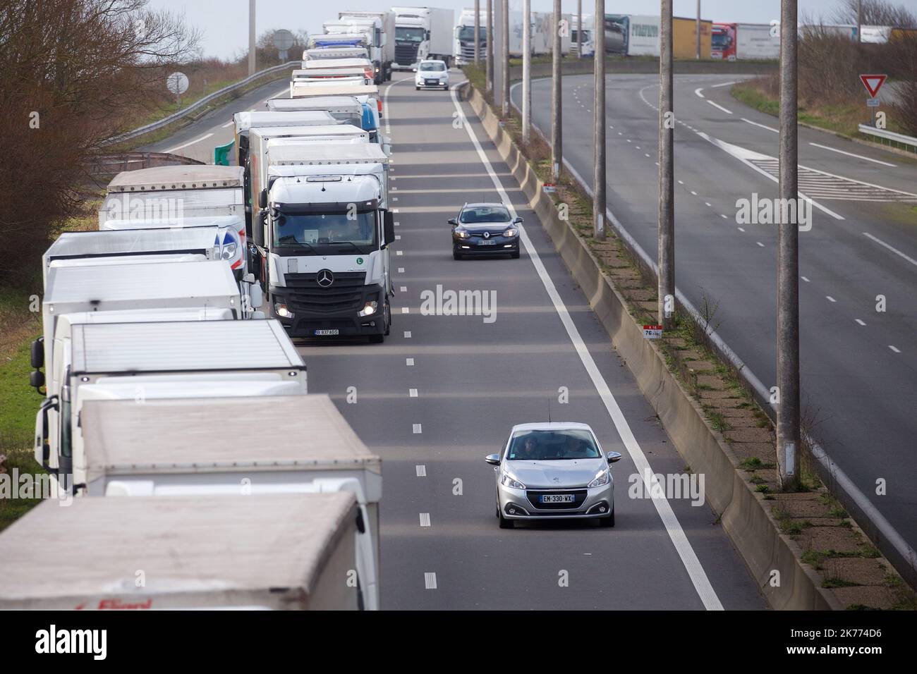 Lorries traffic jam on the A16 around Calais due to customs strike ...