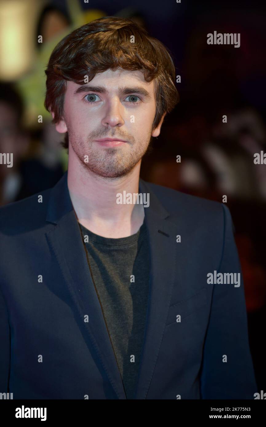Freddie highmore freddie highmore hi-res stock photography and images ...