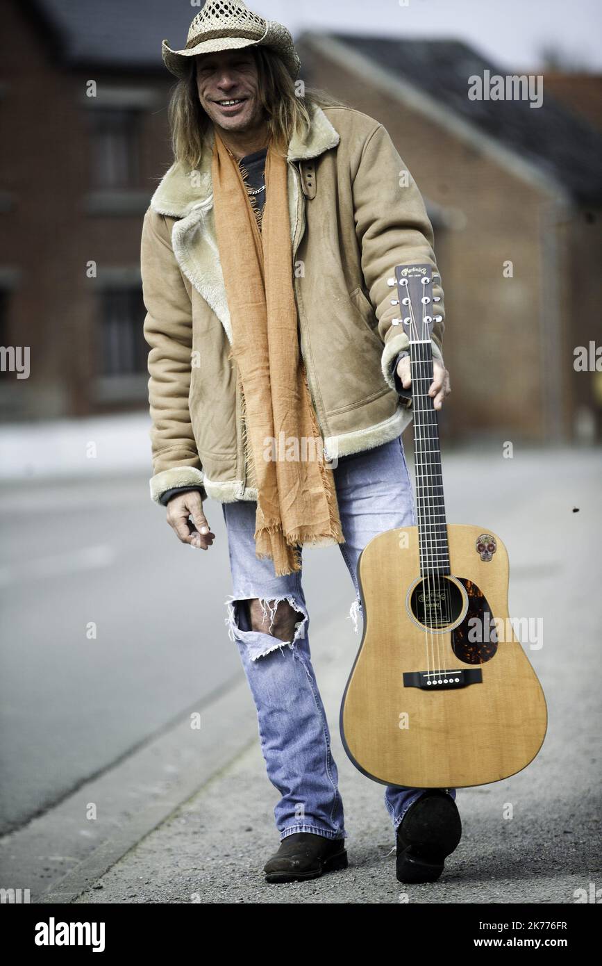 Texas singer hi-res stock photography and images - Alamy