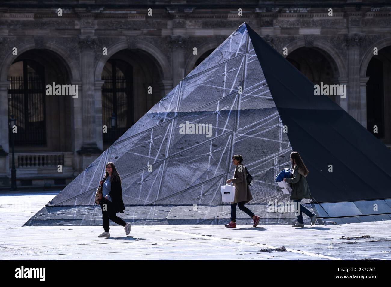 Paris / France On the occasion of the 30th anniversary of the Louvre ...