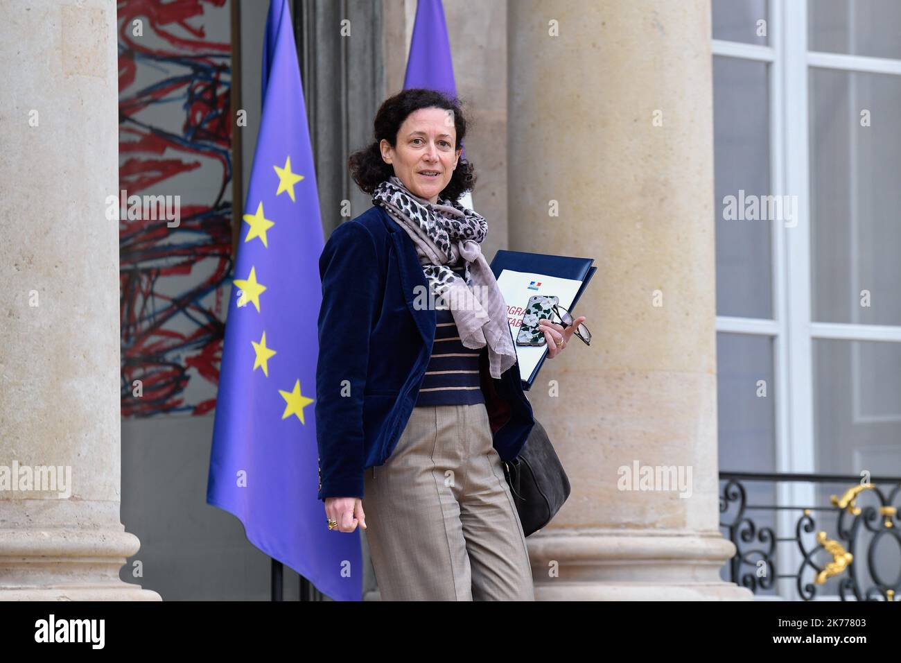 Emmanuelle wargon portrait hi-res stock photography and images - Alamy