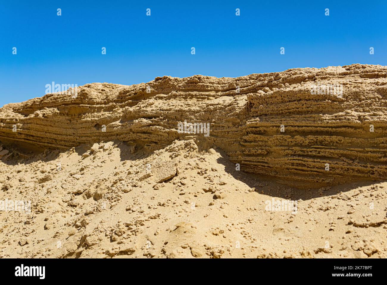 desert landscape, layered deposits in the sandy desert Stock Photo - Alamy