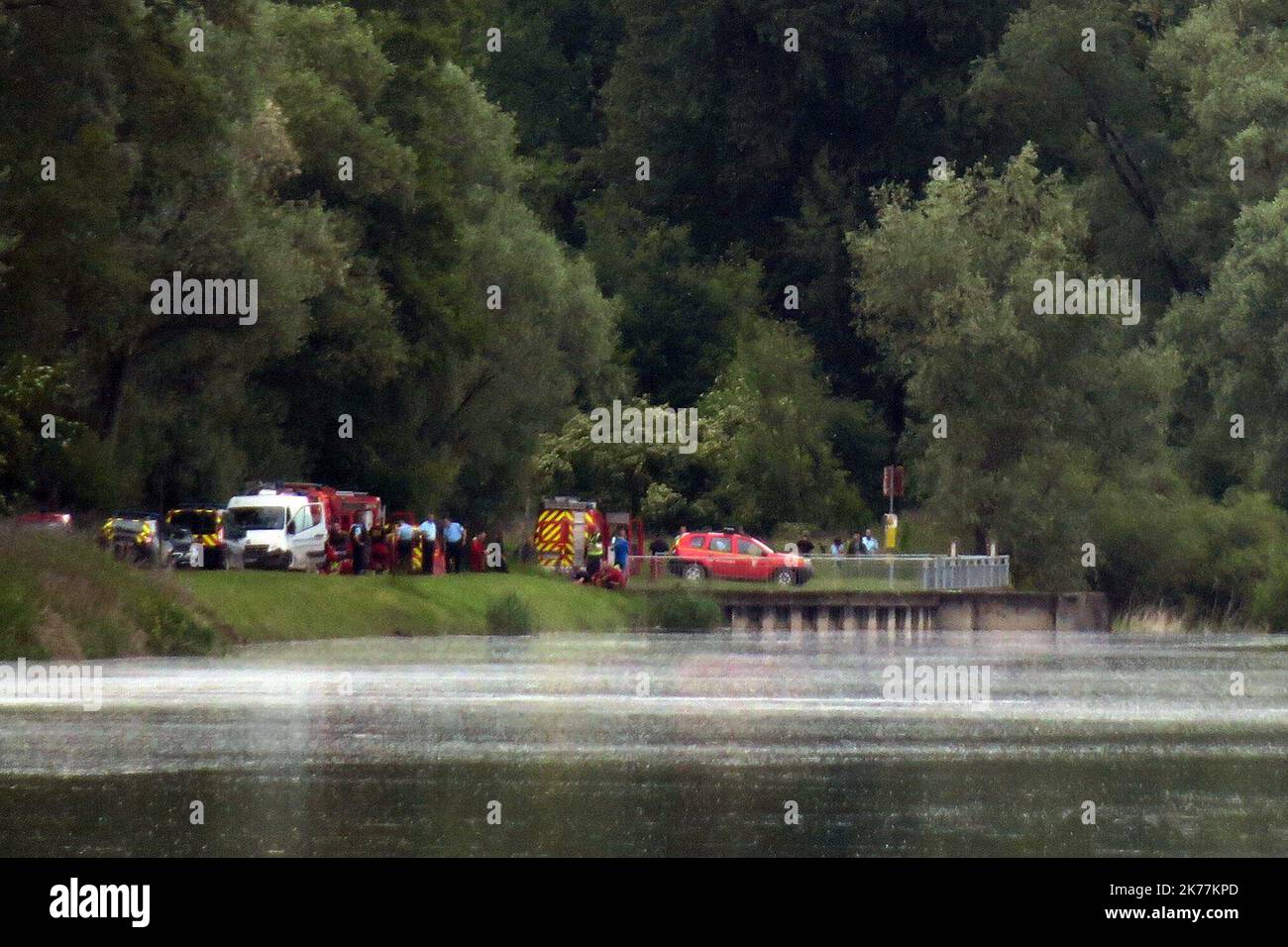 Dead four year old hi-res stock photography and images - Alamy
