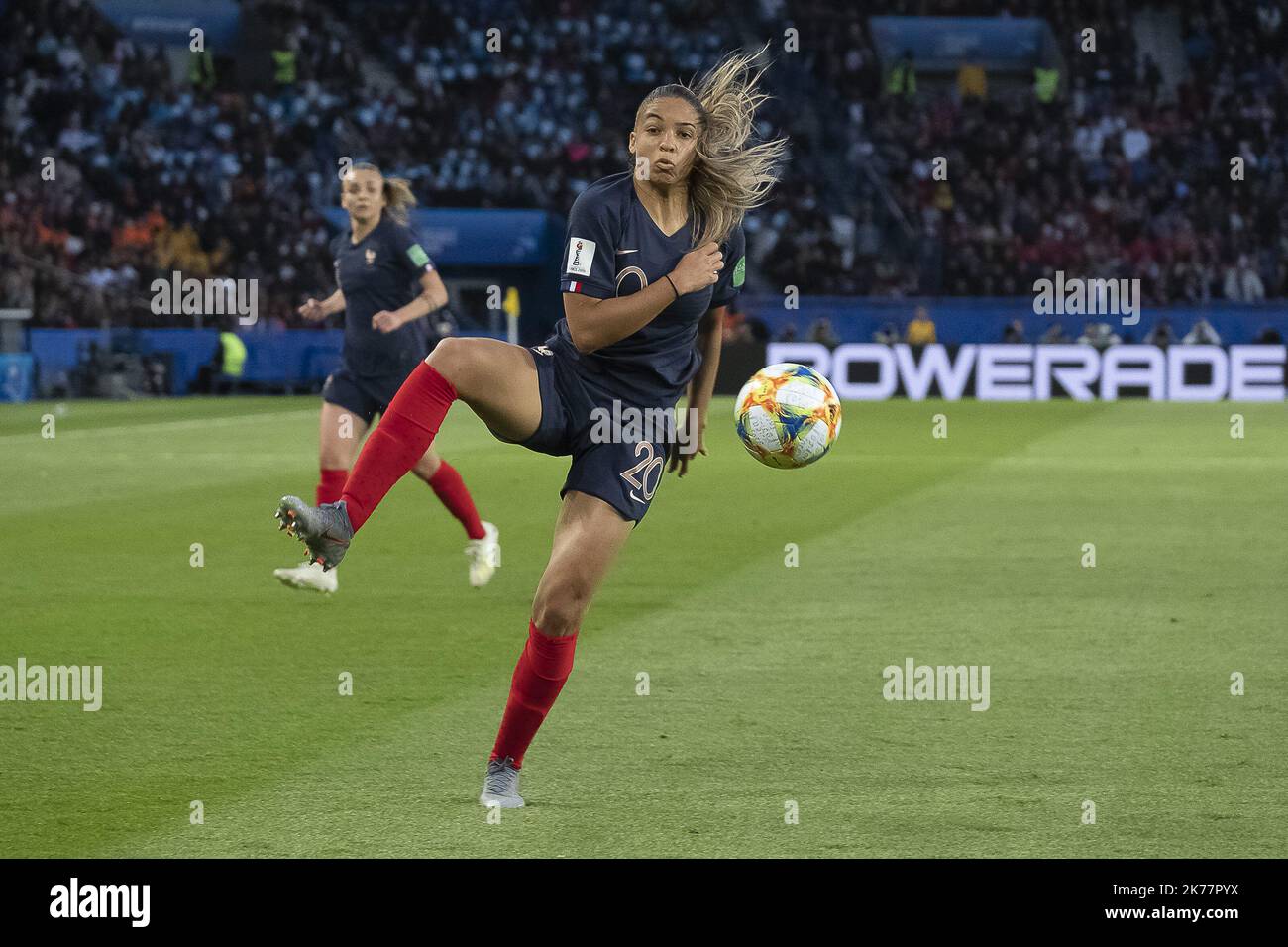Delphine Cascarino (France, attaquante, club : Olympique Lyonnais ...