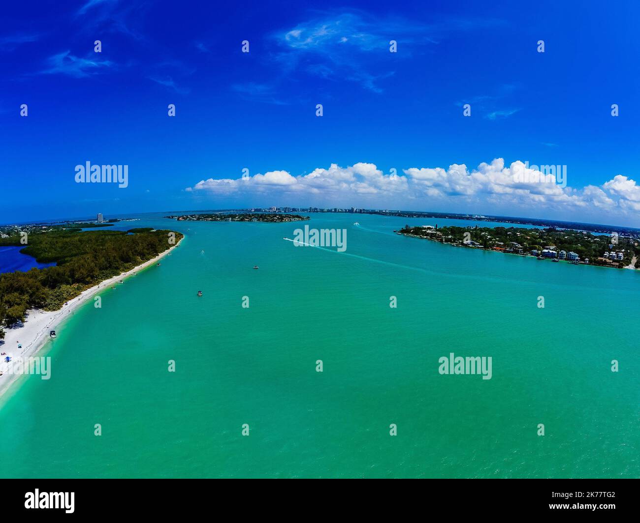 An aerial view of the beautiful sea in Florida, USA Stock Photo - Alamy