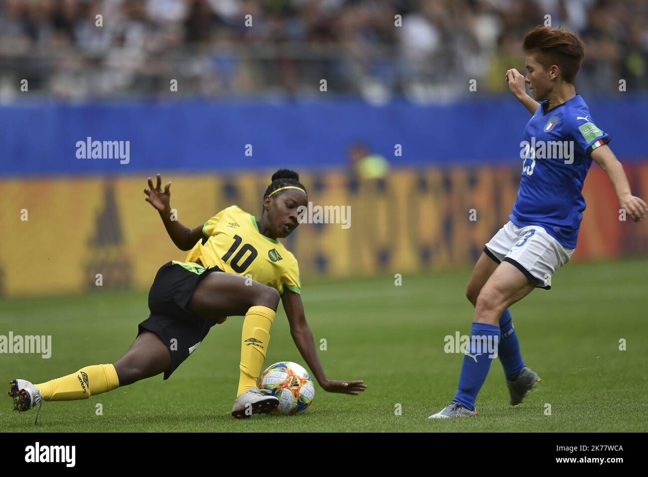 Jody brown football hi-res stock photography and images - Alamy