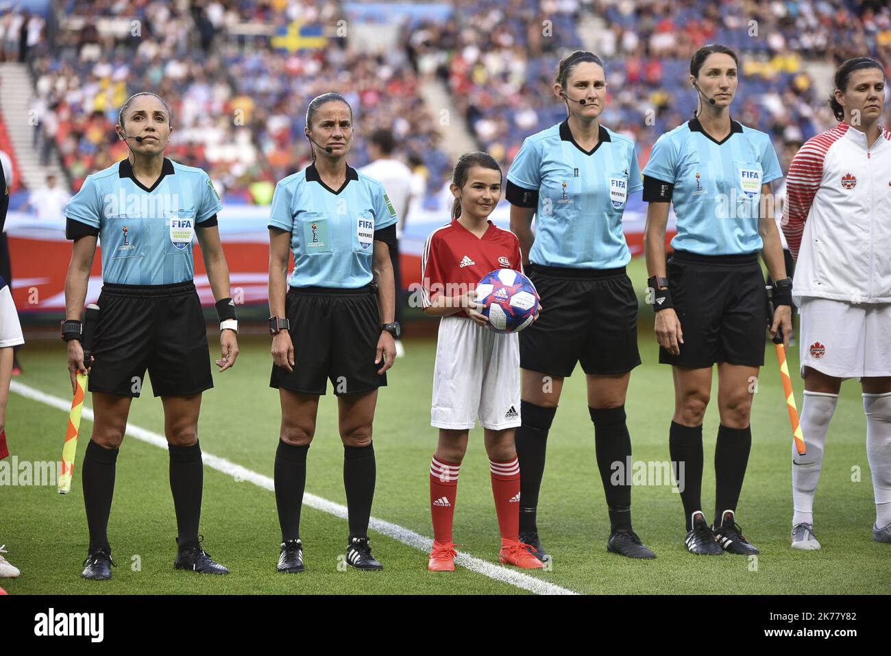 Equipe du canada feminine de soccer hi-res stock photography and images ...