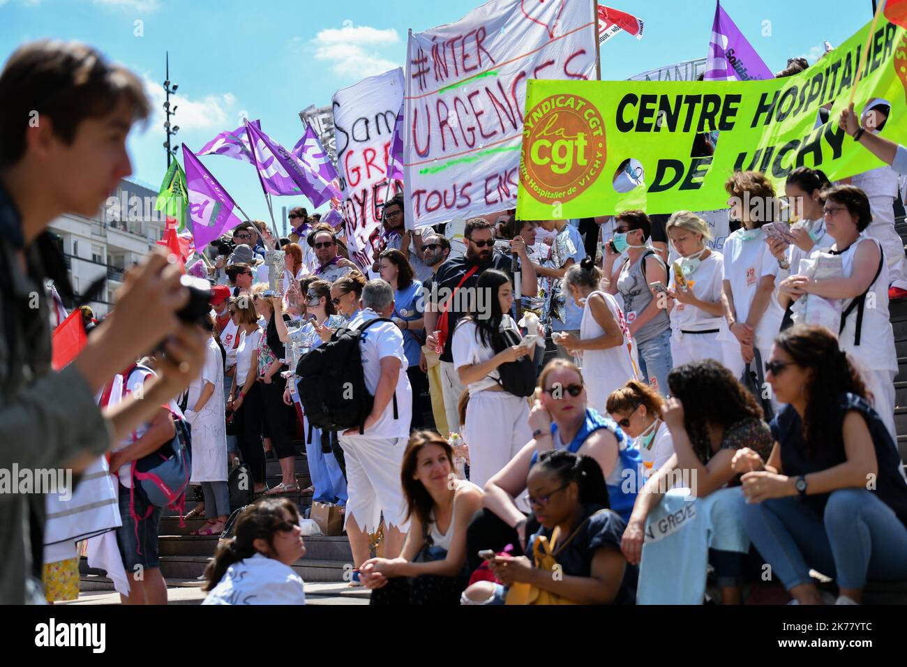 National Demonstration of Emergency Services and nursing staff for the ...