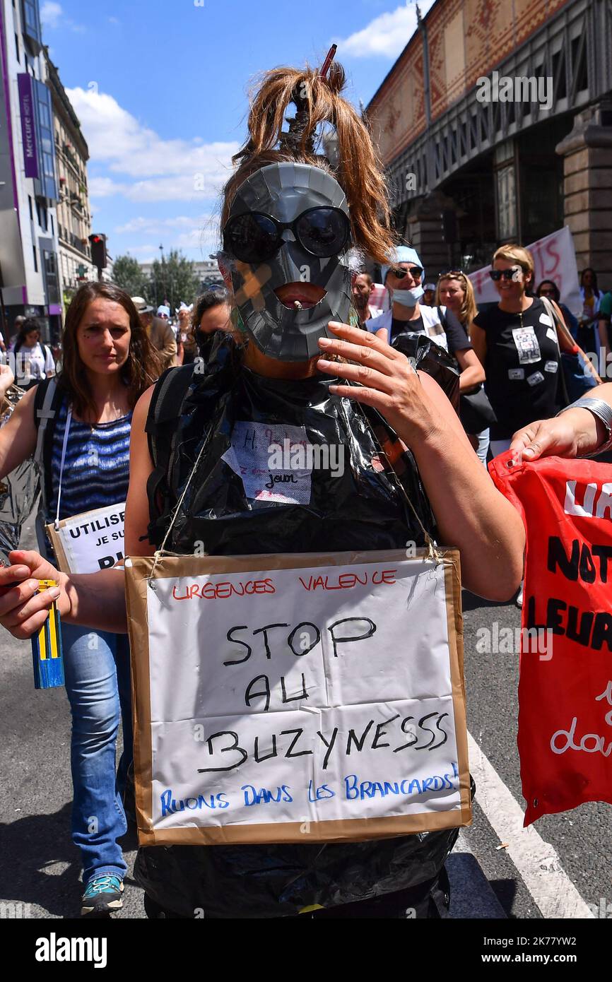 National Demonstration of Emergency Services and nursing staff for the ...