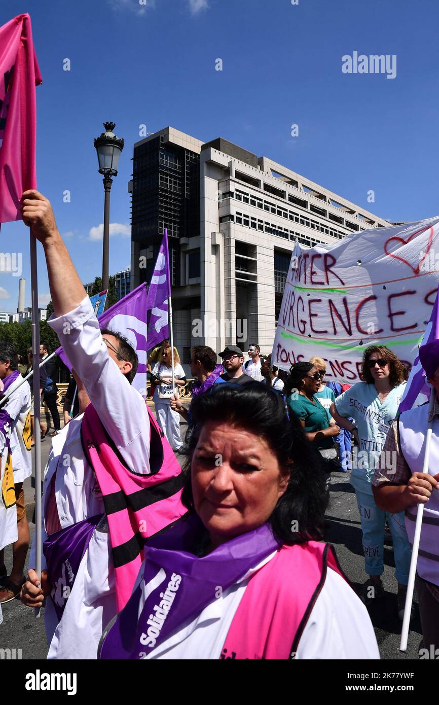 National Demonstration of Emergency Services and nursing staff for the ...
